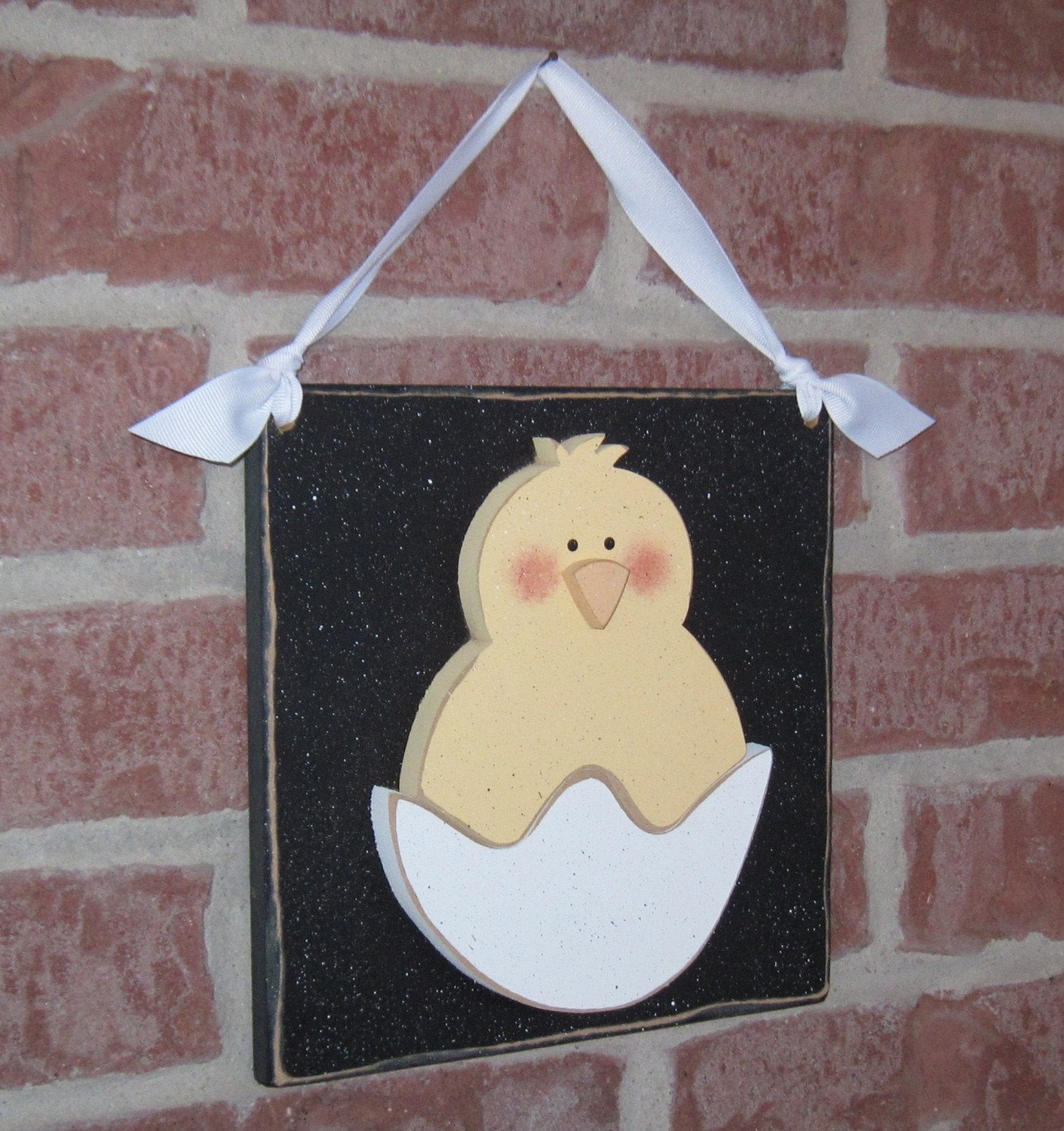HATCHING EASTER CHICK on a Black Board for Easter Wall and Door Hanging ...