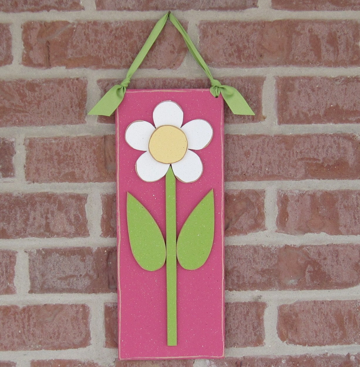 Hanging DAISY for Spring Summer Girl Wall Room and Door - Etsy