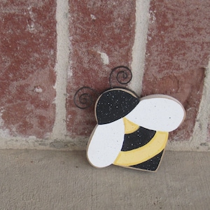 BUMBLE BEE 4 INCH for Wall Hanging Bedroom, Home or Girl Room Decor - Etsy