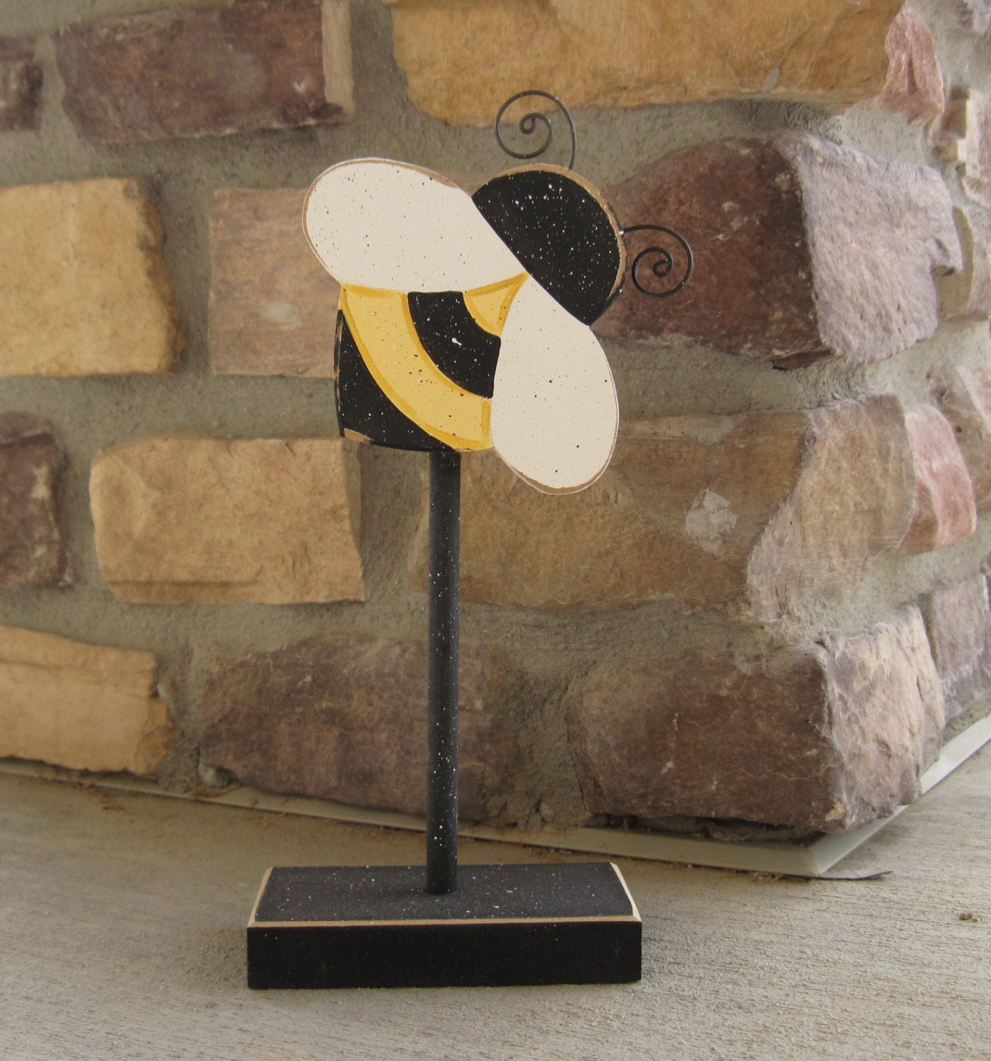 Tall Standing BUMBLE BEE Block for Bee Decor Girl Room Decor - Etsy
