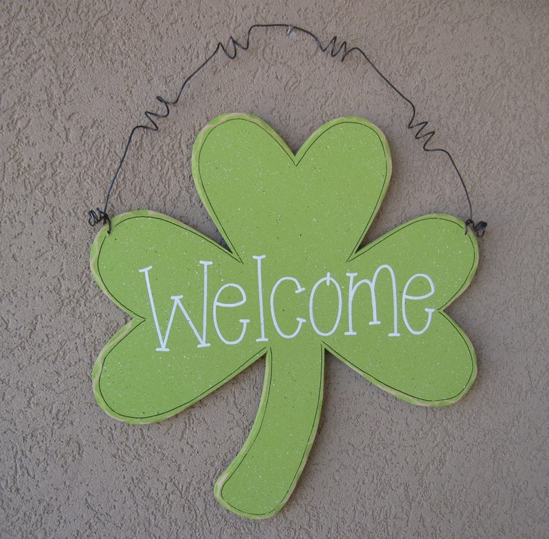 15x 15 Hanging Clover Welcome Sign for St. - Etsy
