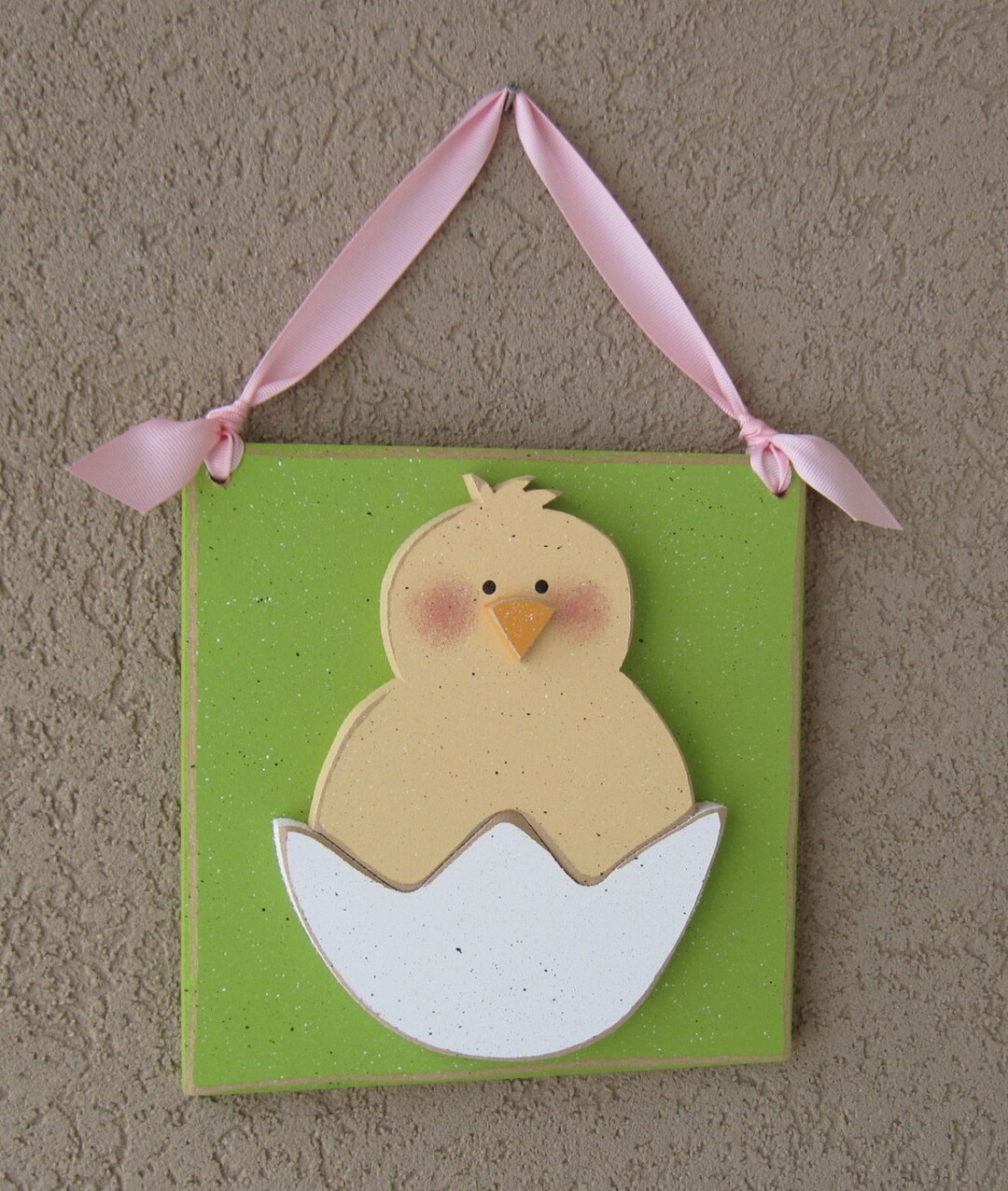HATCHING EASTER CHICK on a Green Board for Easter Wall and Door Hanging ...