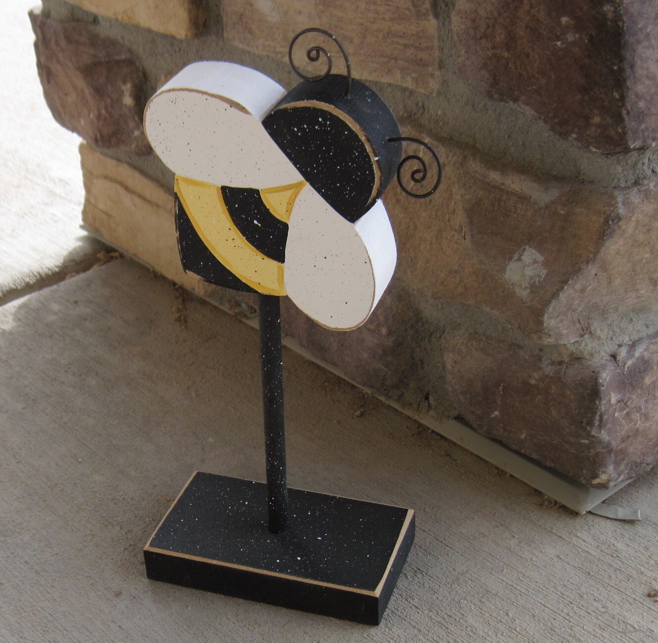 Tall Standing BUMBLE BEE Block for Bee Decor Girl Room Decor - Etsy