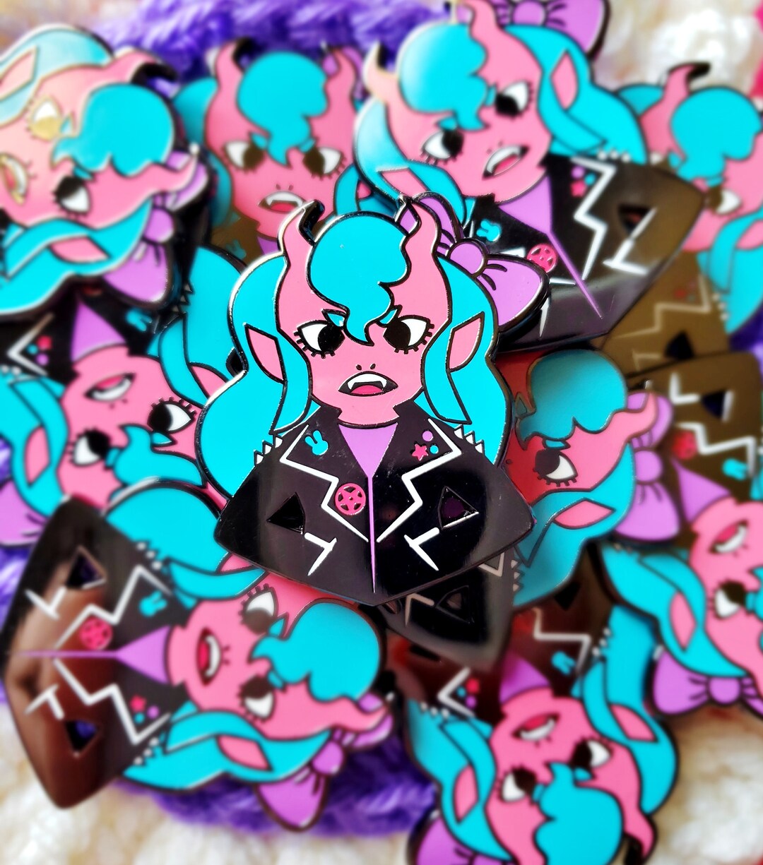 Pastel Punk Hard Enamel Pin Pink Demon Lapel Pin Pastel Tiefling Hat ...
