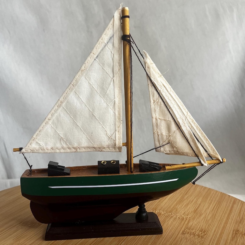 Pond Model Boat Vintage - Etsy