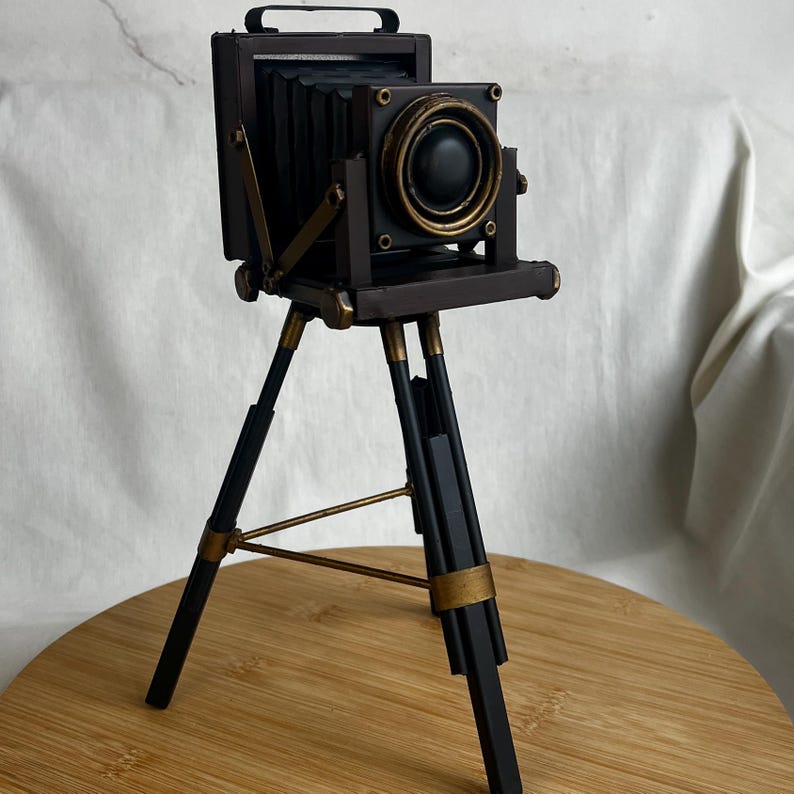 TRIPOD CAMERA CLASSIC Replica / Vintage Metal Camera Design ...