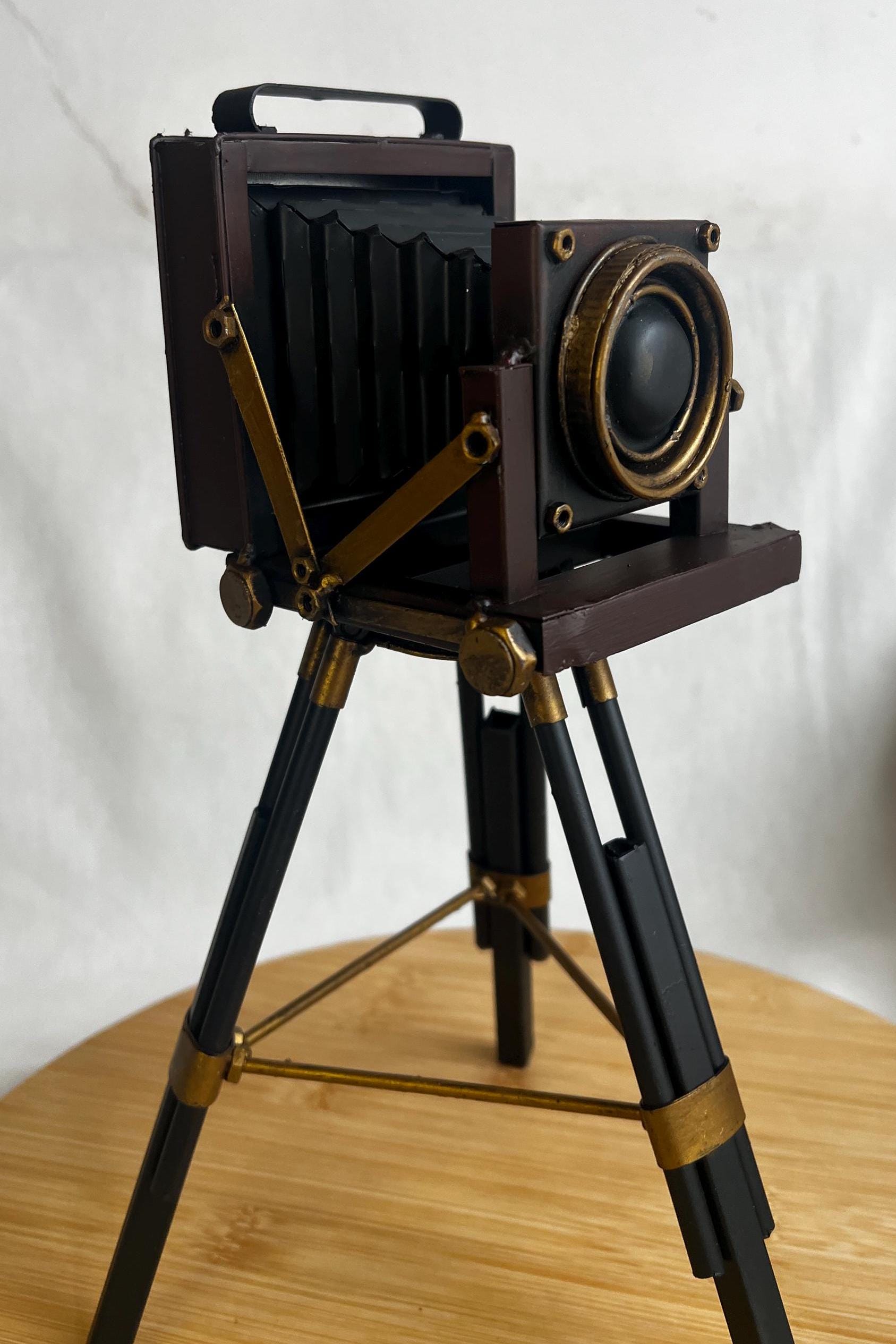 TRIPOD CAMERA CLASSIC Replica / Vintage Metal Camera Design ...