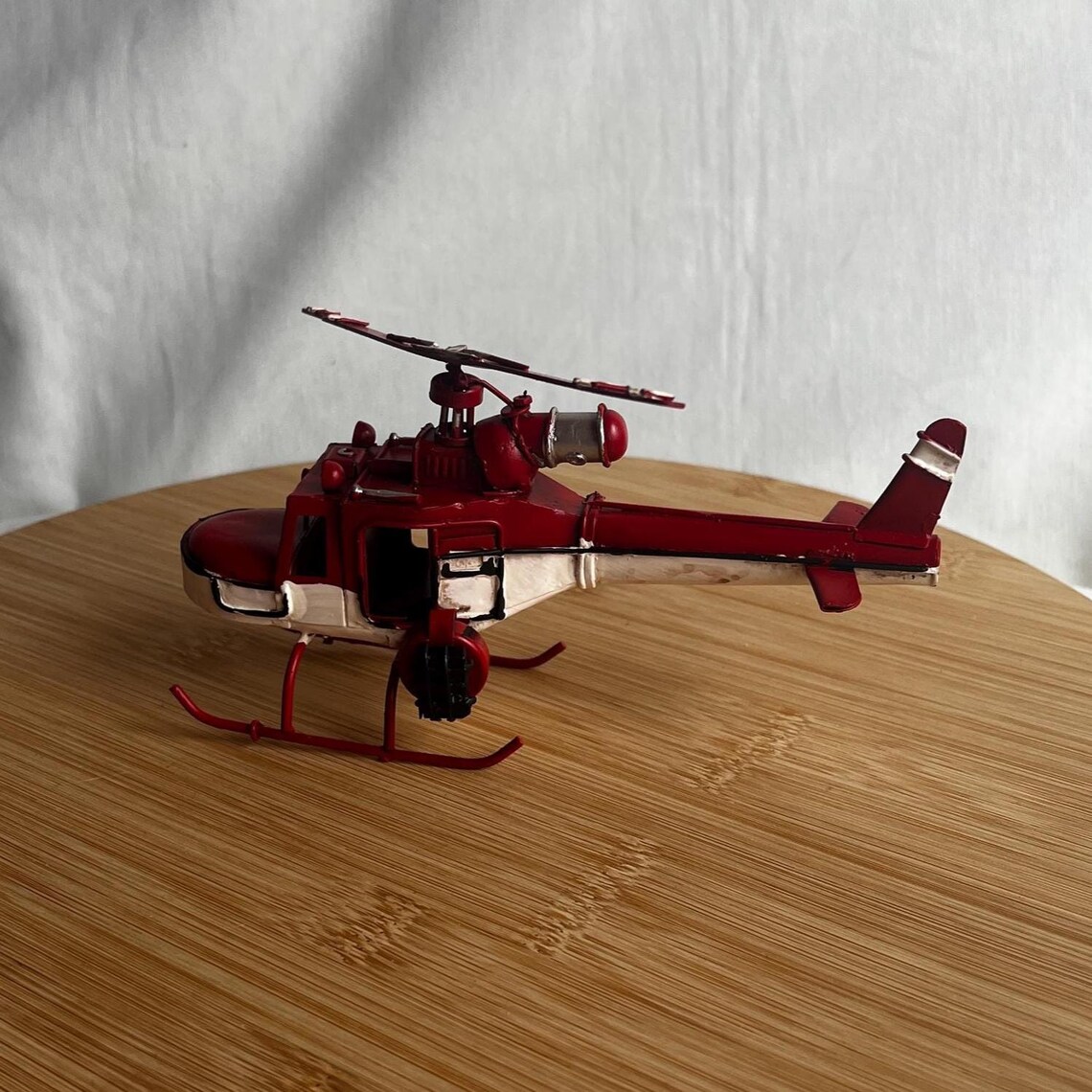 VINTAGE RED HELICOPTER Replica / Old Classic Metal Model / Plane Toy ...