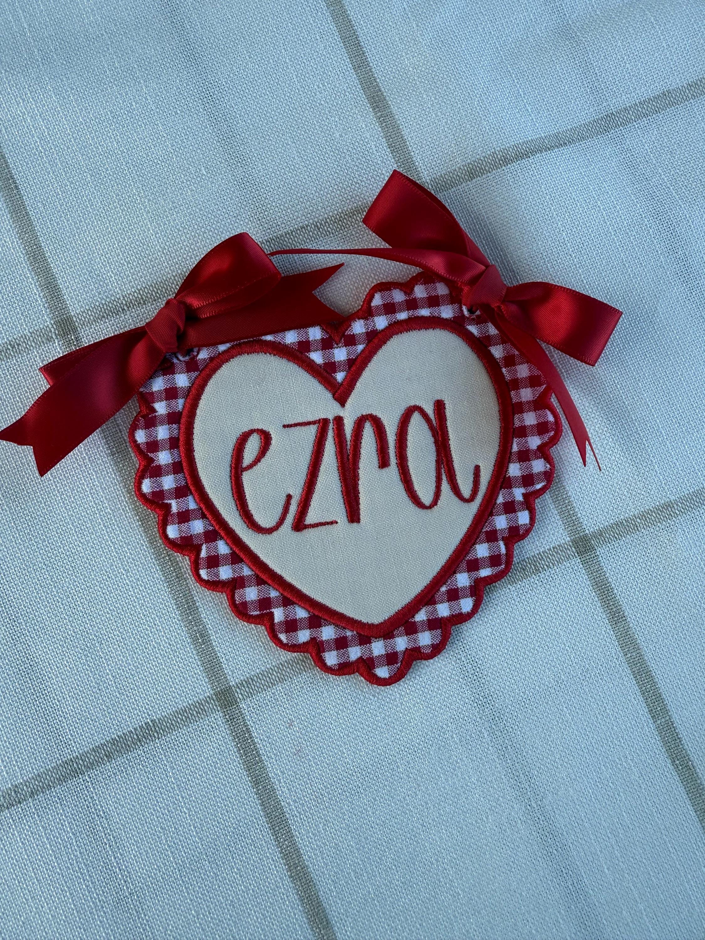 Personalized Embroidered Heart Tag • Valentine's Day Gift Tag - Etsy