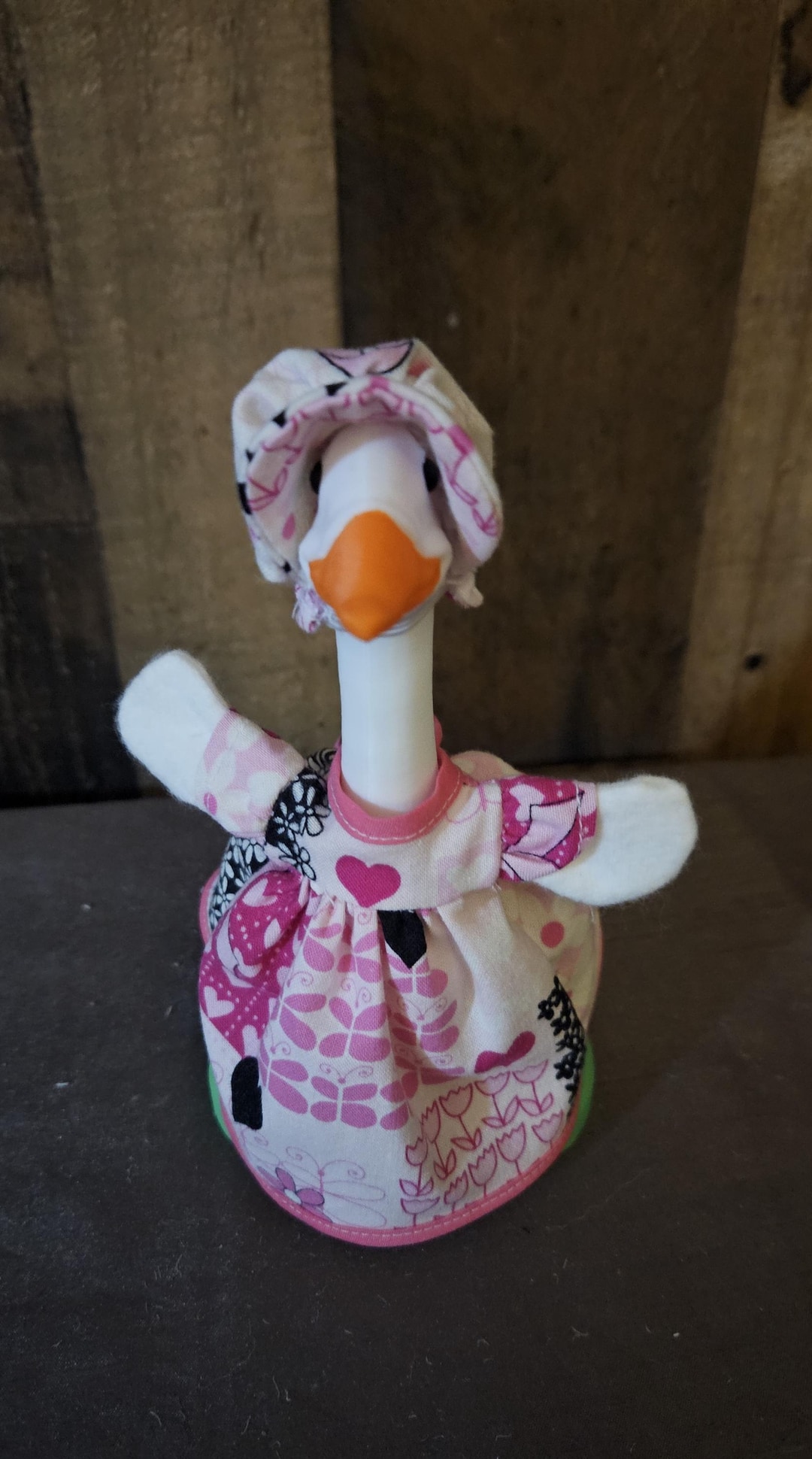 7 Inch Desk Goose Dress and Bonnet - Etsy