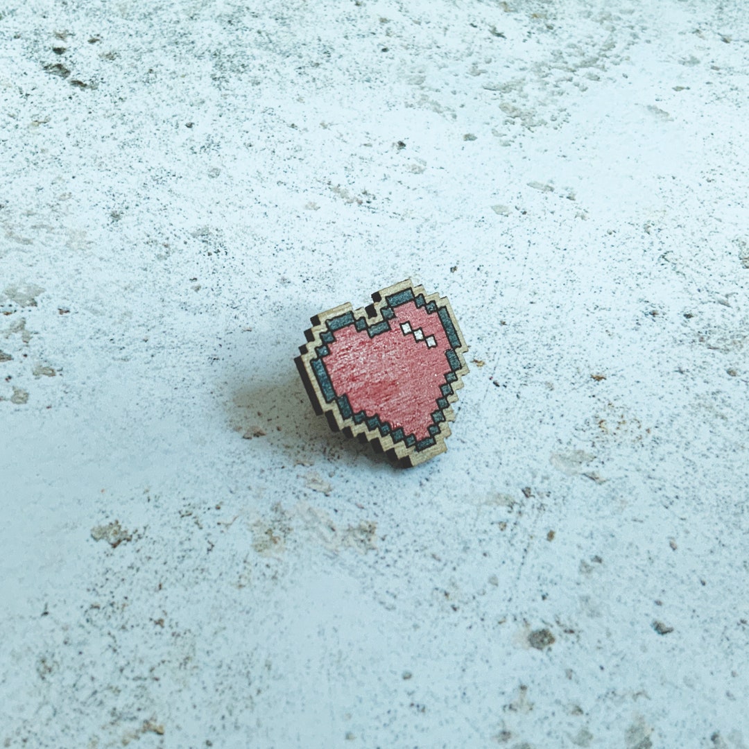 Pixel Heart Wooden Pin 8 Bit Heart Isolation Gift for Computer ...