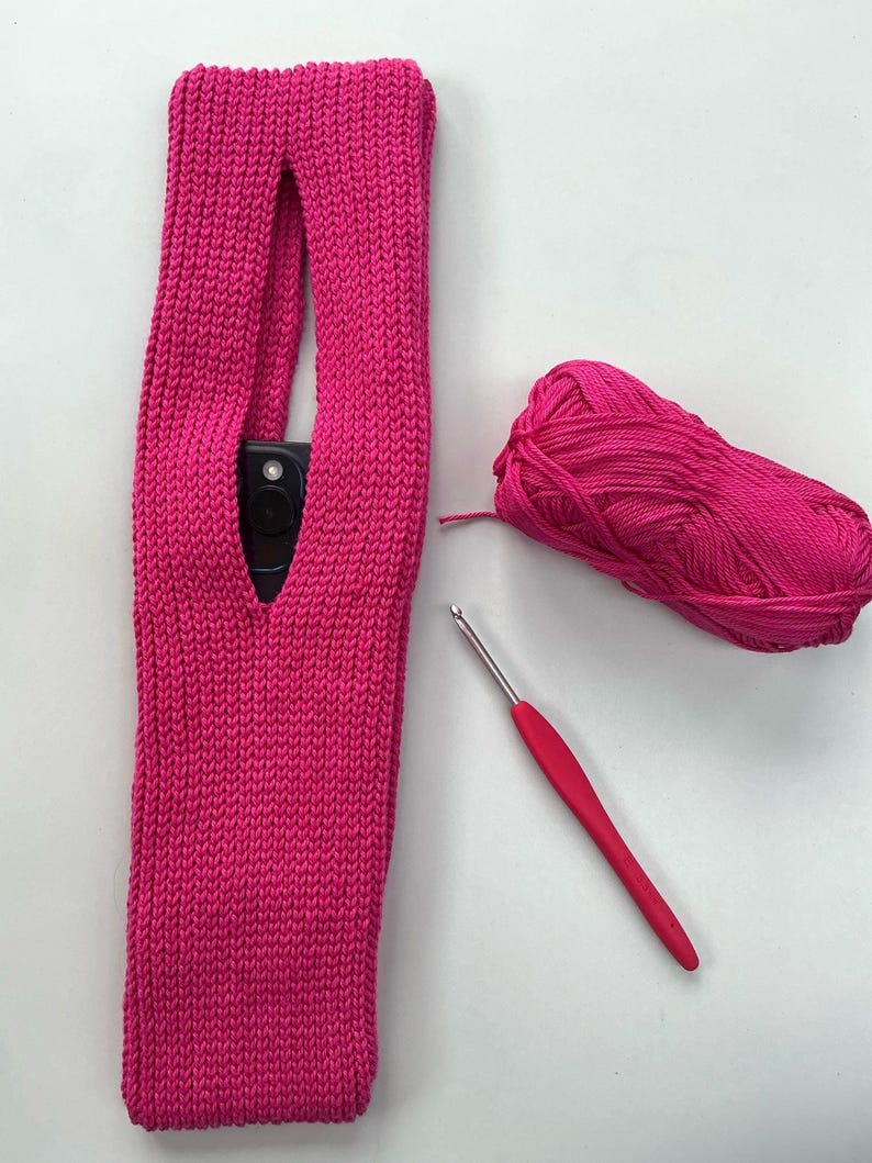 Crochet iPhone Pocket Pattern – Knit Look Phone Bag (digital PDF) - Etsy