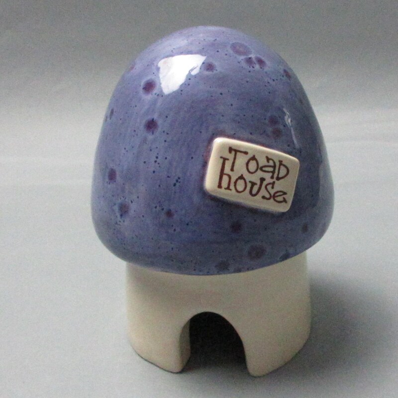 Toad House - Etsy
