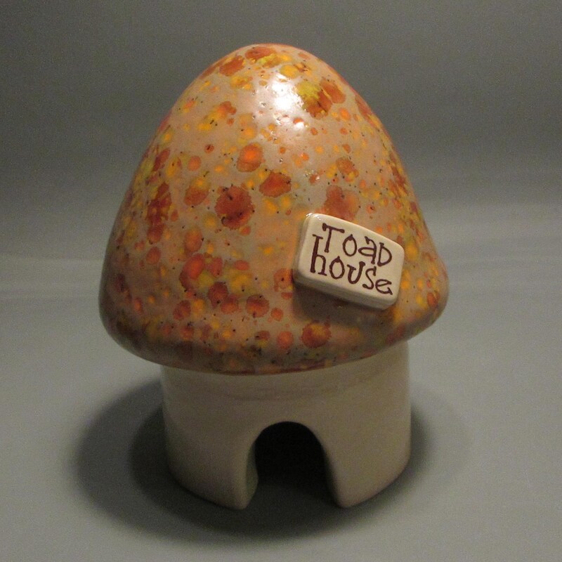 Toad House - Etsy