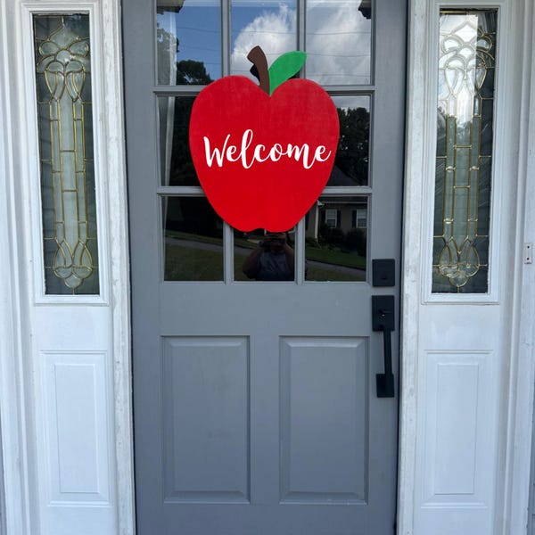 Apple Door Hanger - Etsy