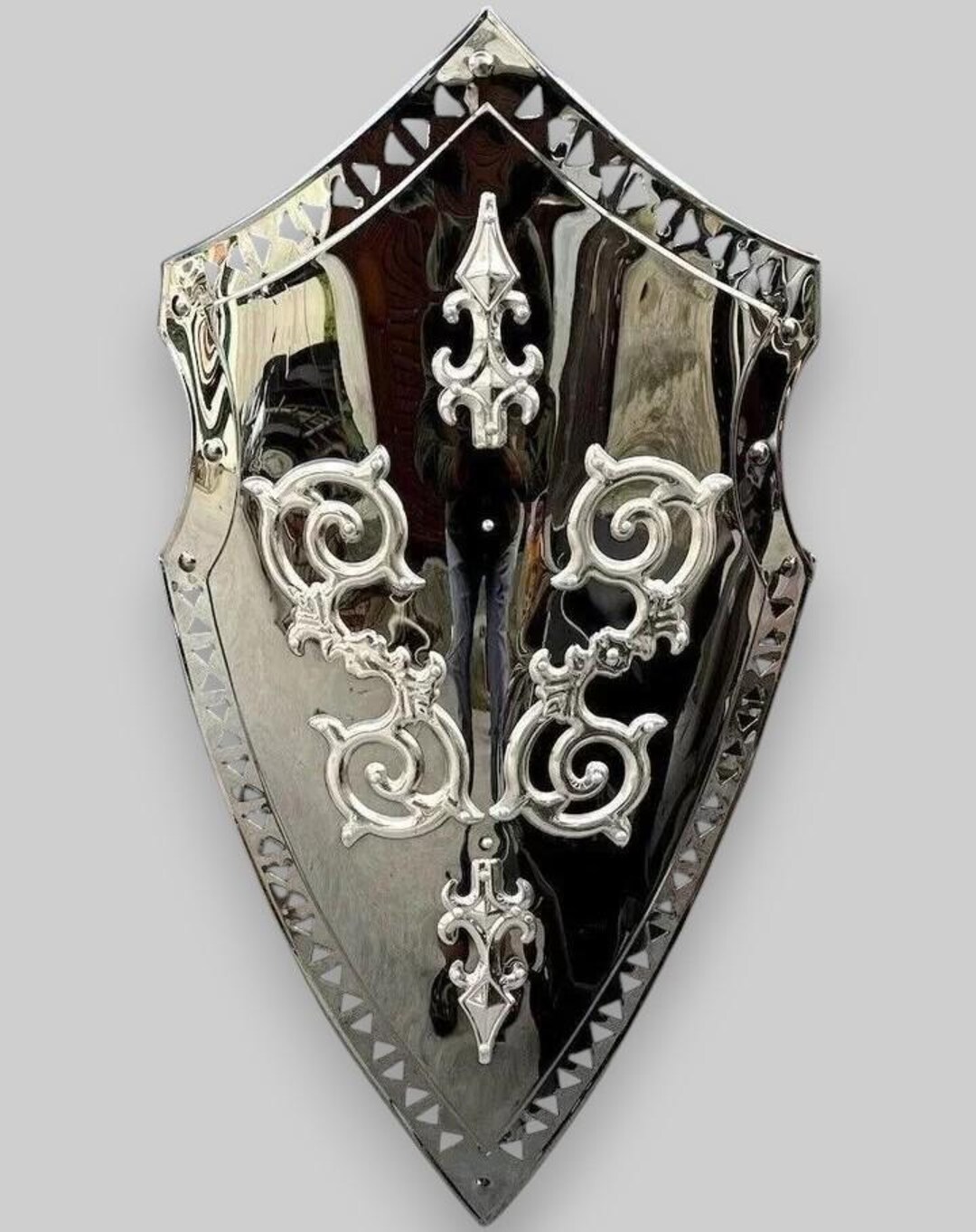 Medieval Stainless Steel Armor Shield | Historical Knight LARP Battle ...