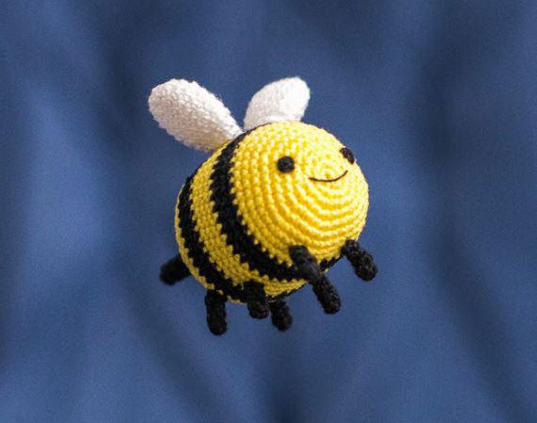 Amigurumi Bee Breezy Crochet Pattern Bee Breezy Easy DIY Craft Fun ...