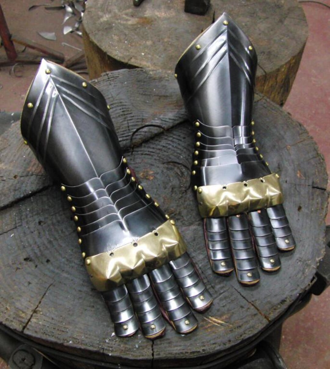 Medieval Knight Steel Gothic German Blackened Pair of Steel Gauntlets ...