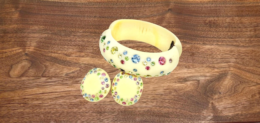 Vintage Albert Weiss Signed Yellow Multicolored Clamper Bracelet and ...