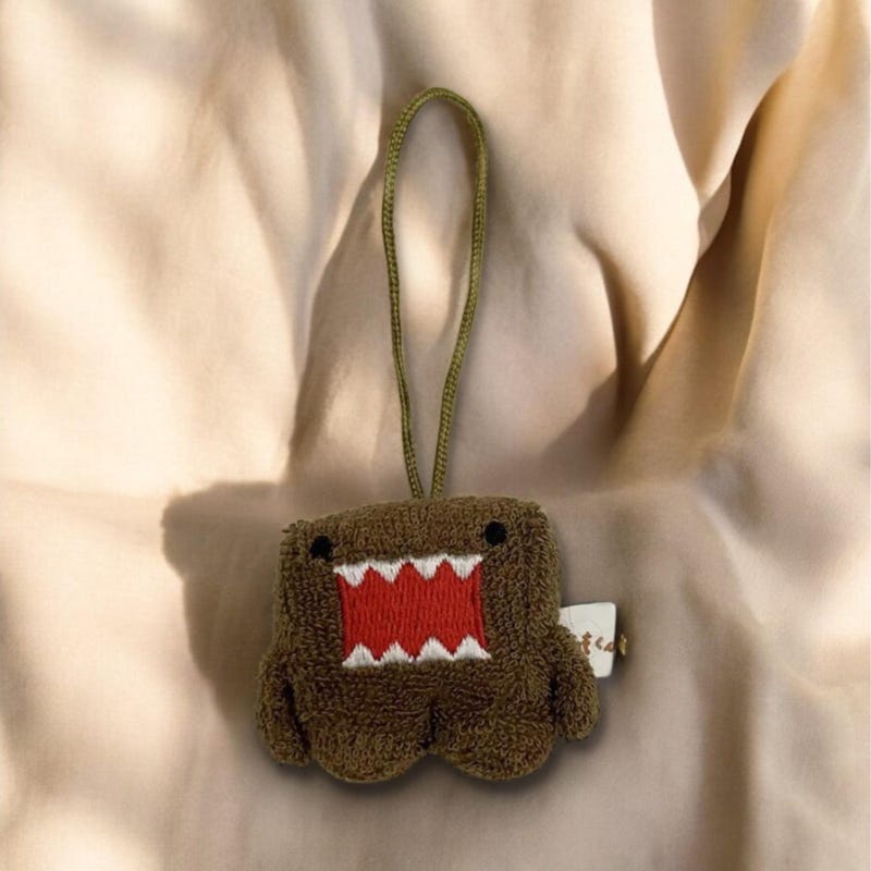 Domo - Etsy