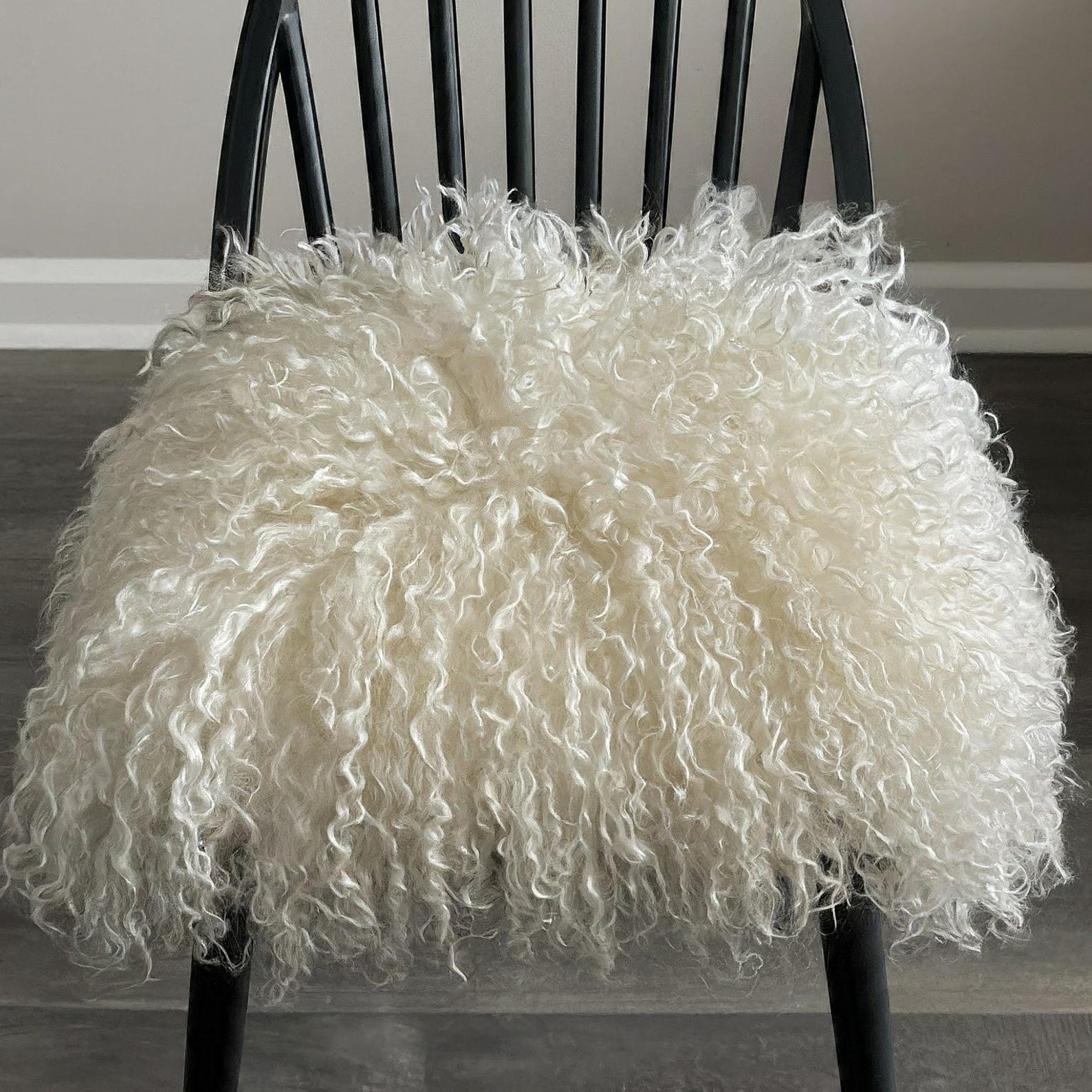 Mongolian Fur Chair Pad - Curly Sheepskin Seat Cushion, Soft & Stylish ...