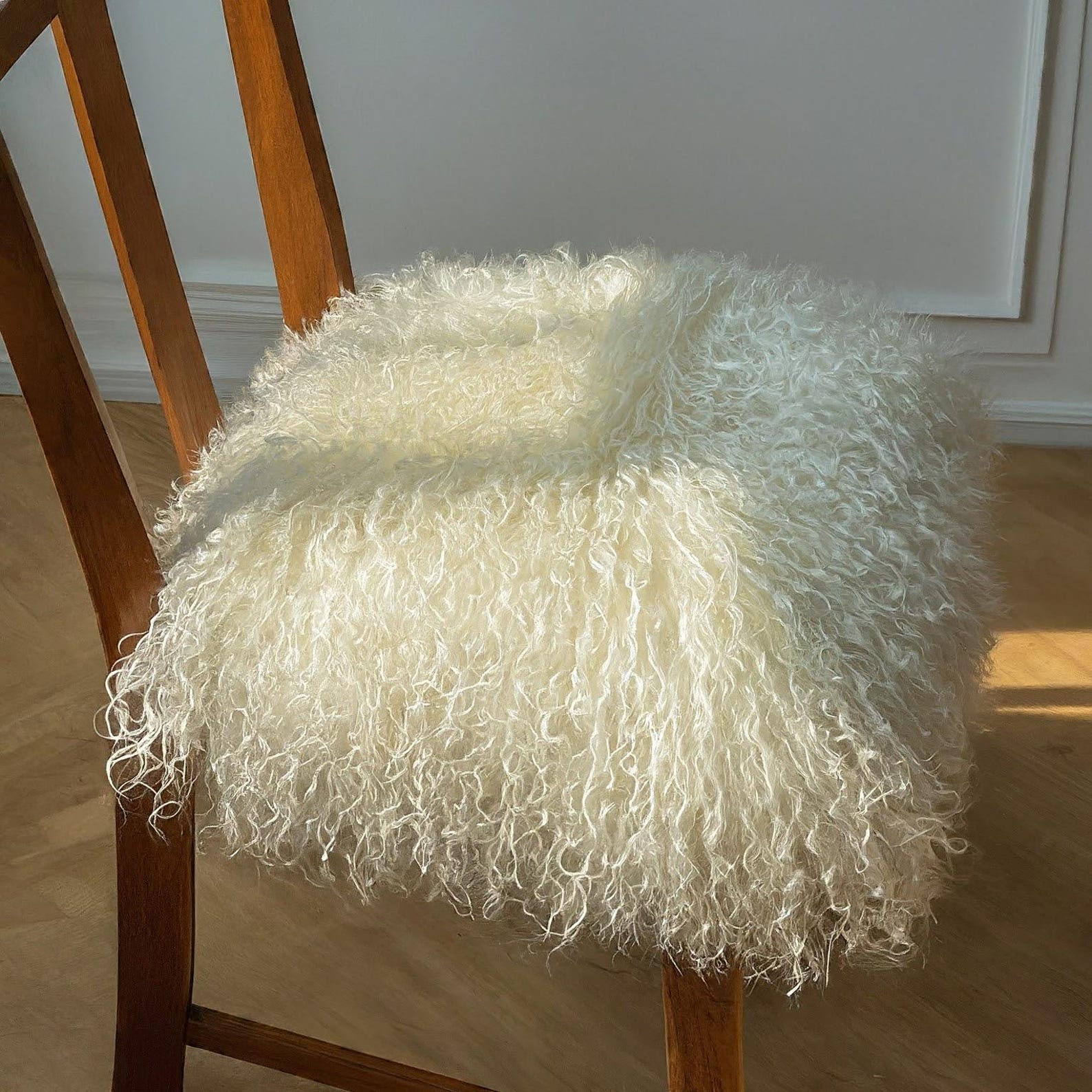 Mongolian Fur Chair Pad - Curly Sheepskin Seat Cushion, Soft & Stylish ...