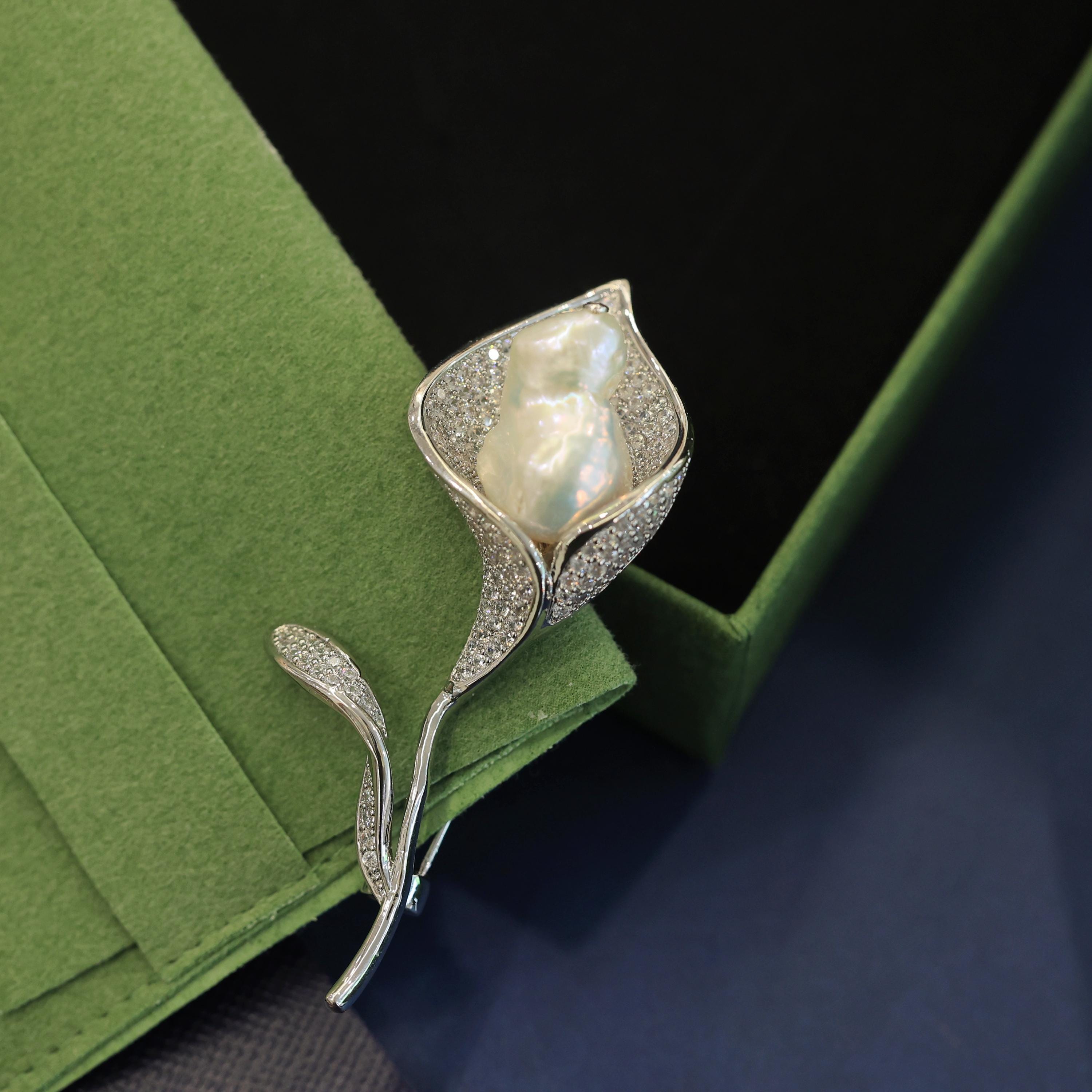 Handmade Baroque Pearl Calla Lily Brooch: 14K Gold Floral Pin - Etsy