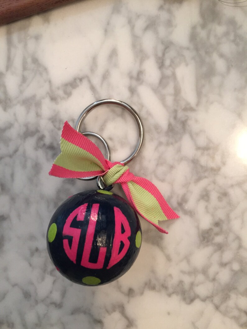 Hand Painted 1.5 Inch Wooden Ball Monogrammed Keychain - Etsy