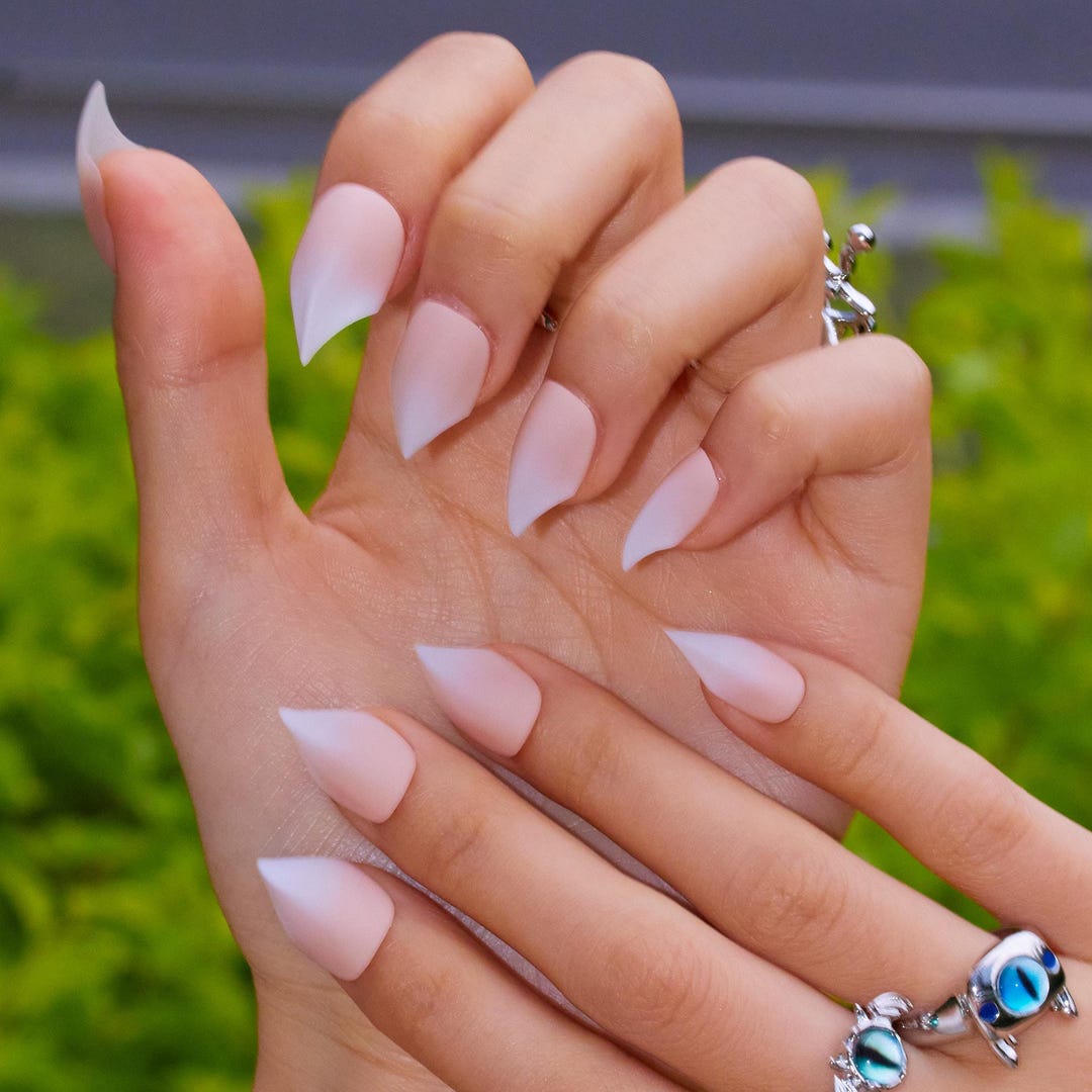 Pink and White Short Dragon Claw Nails, Raptor Claw Nails, Edgy Fox ...
