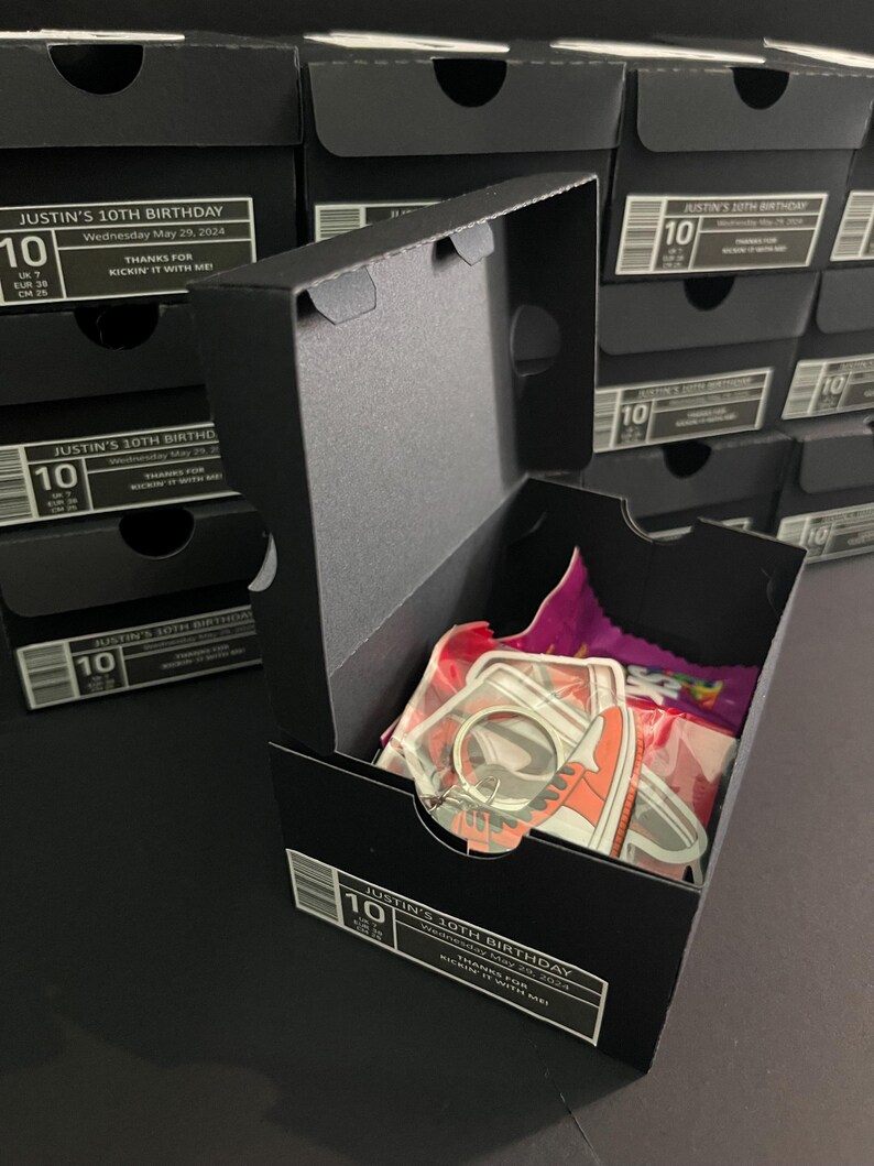 Mini Shoebox Customized Party Favor Box | Party Favor Box | Sneakerhead ...