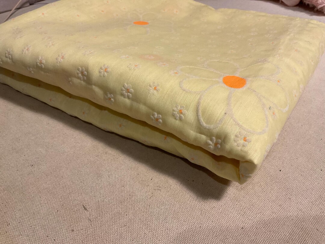 Vintage 60’s/70’s Yellow Daisy Print Flocked Organdy 2.5 Yds. - Etsy
