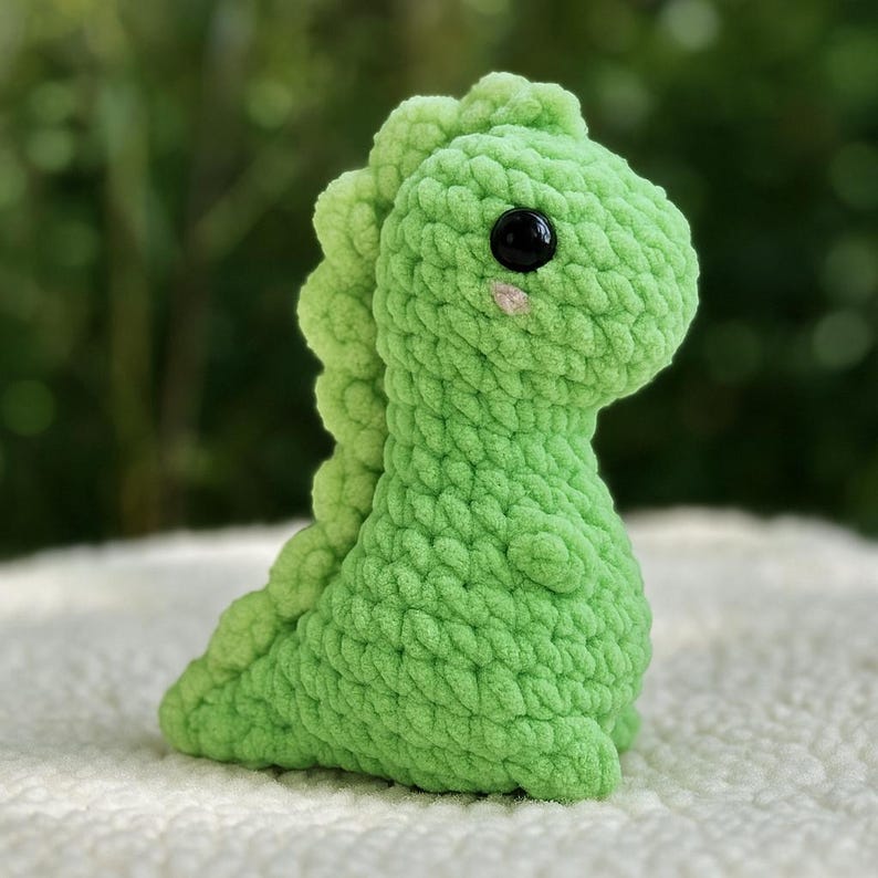 Tyrannosaurus Dinosaur No Sew Crochet Pattern Dinosaur Jurassic World ...
