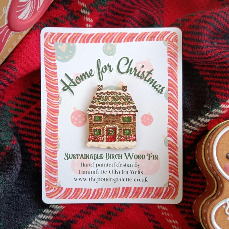 Vintage Santa Pin Badge - Etsy