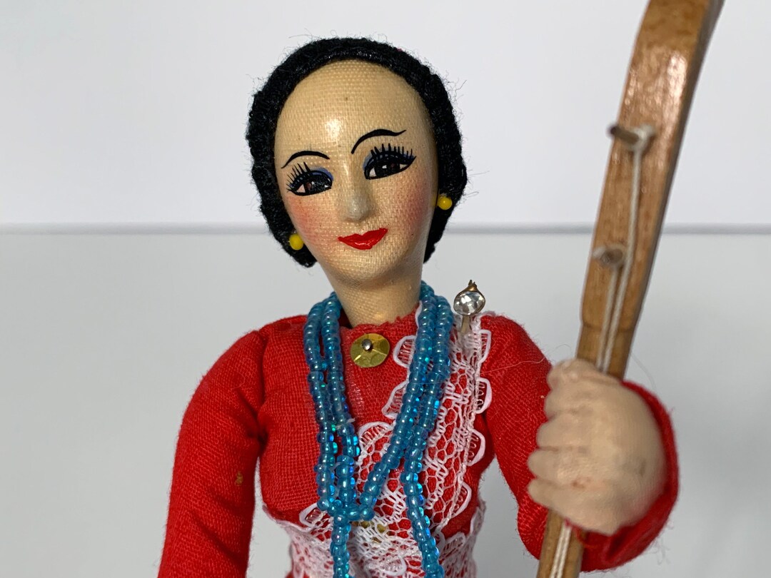 Thai Doll Playing the Thai Fiddle - Etsy
