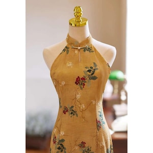 Vintage Halter Neck Cheongsam, Elegant Floral Linen Silk Qipao, Chinese ...
