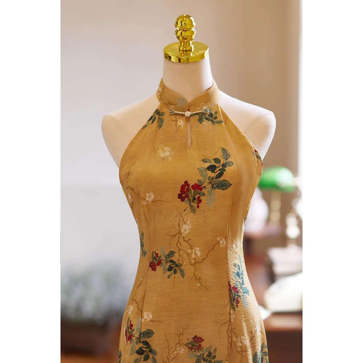 Vintage Halter Neck Cheongsam, Elegant Floral Linen Silk Qipao, Chinese ...