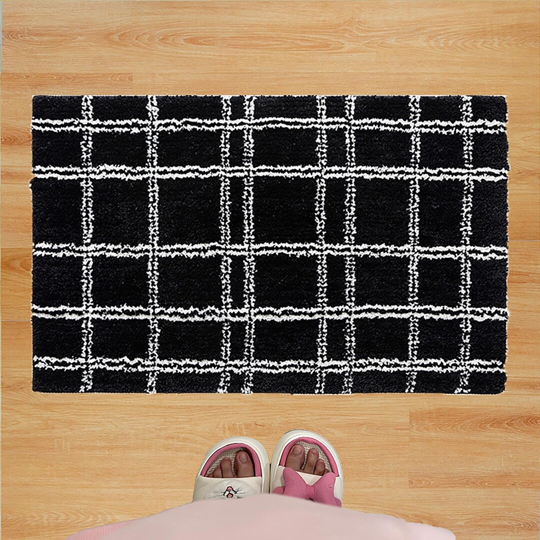 Black White Checkered Bath Mat, Simple Plaid Bath Mat, Minimalist Bath ...