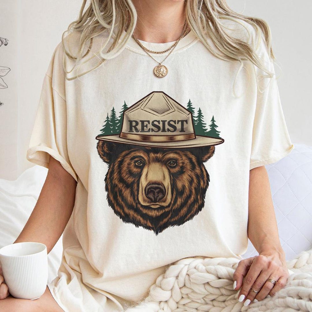 Smokey Bear Shirt, National Park Protest T-shirt, Retro Vintage Forest ...