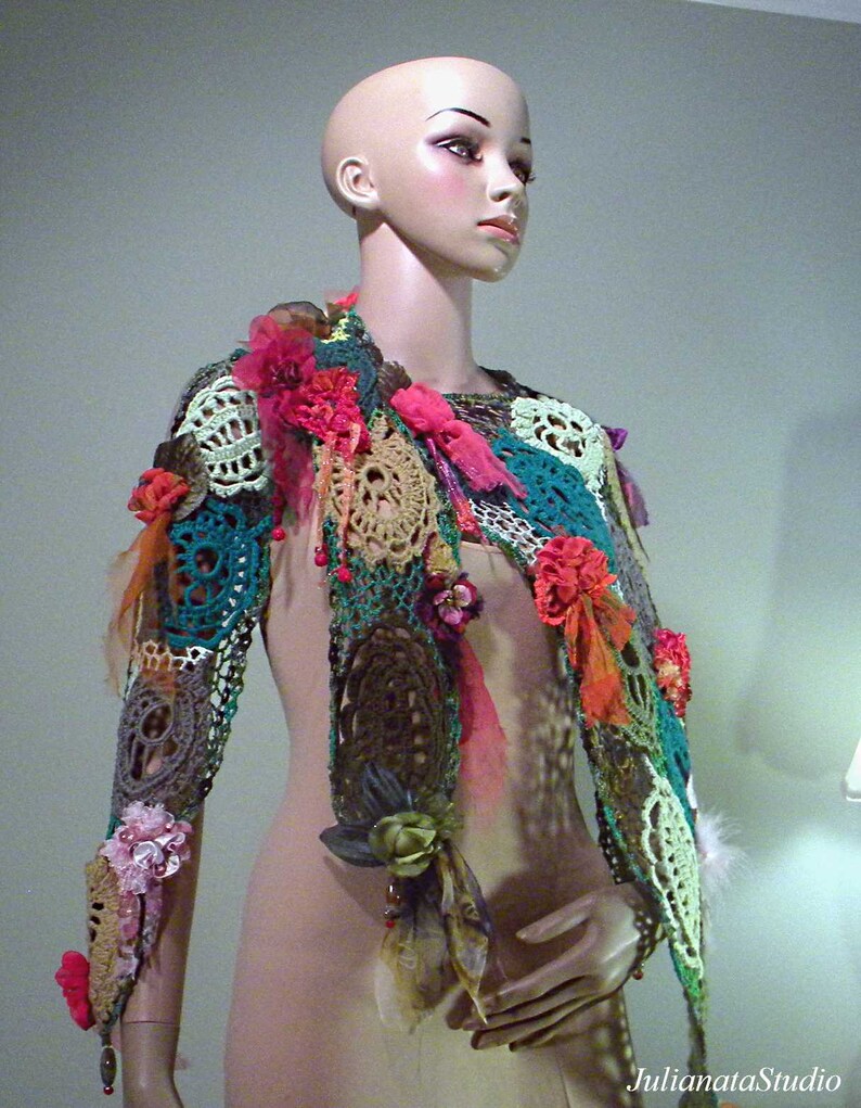 FALLEN LEAVES FANTASY Unique Shawl/stole/caplet, Wearable Fiber Art as ...