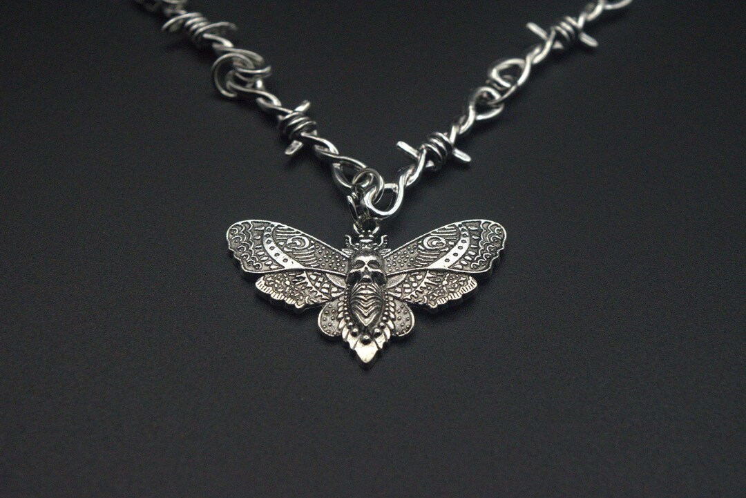 Death-head Hawk Moth Gothic Silver Necklace - Etsy