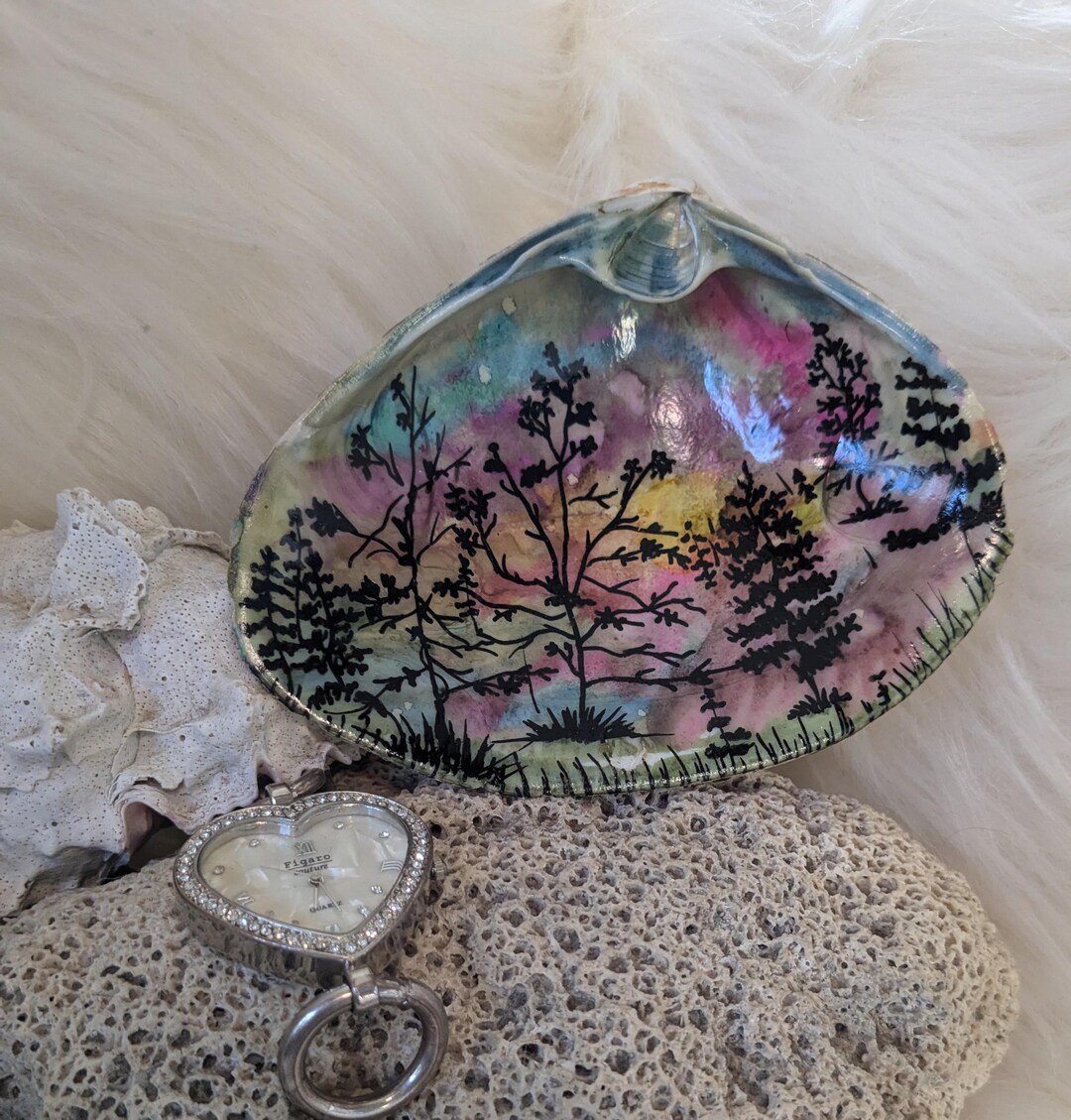 Sea Shell Hand Painted Gift for Friend Beach Lover Ocean Art Trinket ...