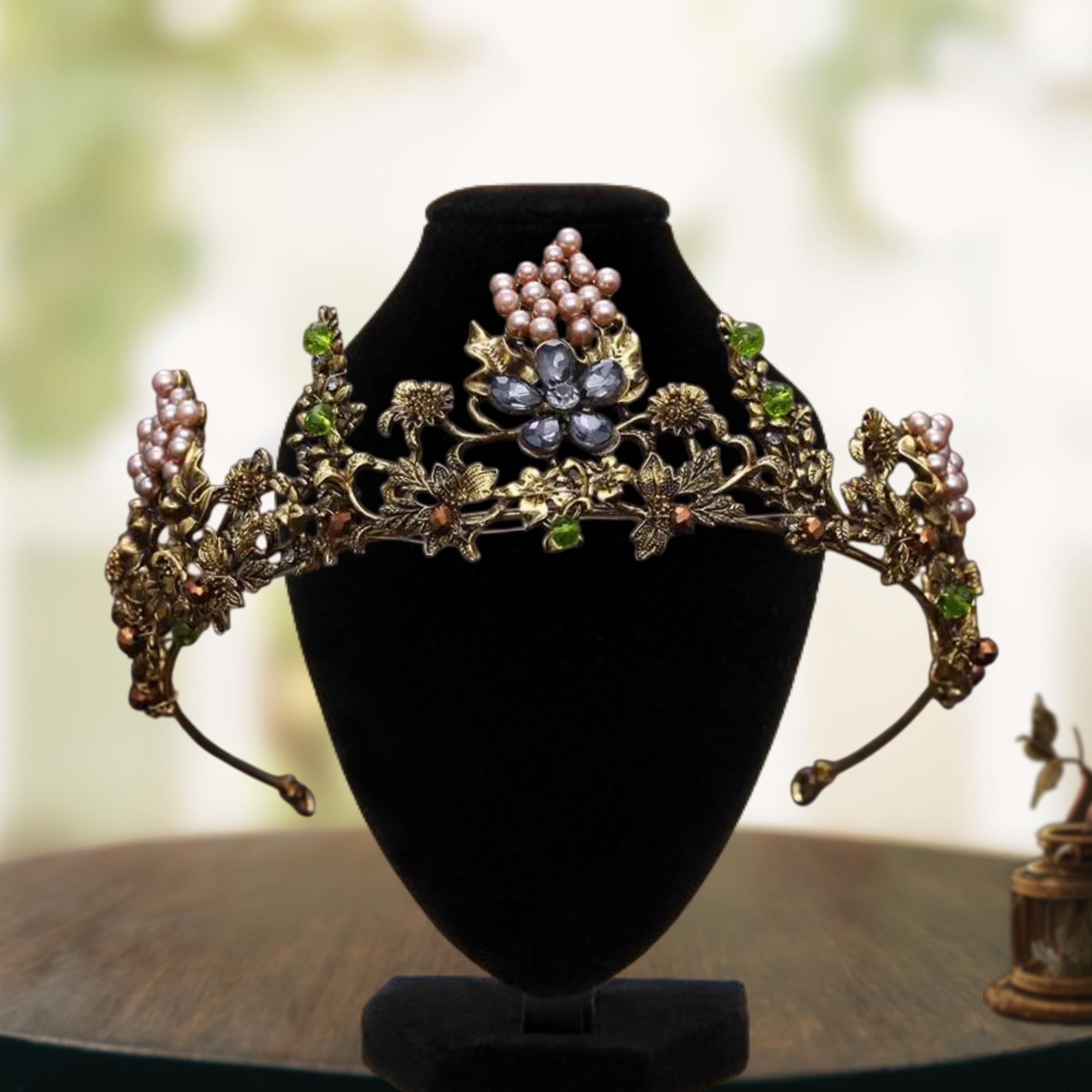 Elegant Vintage Green Gothic Crown | Pearl Wedding Vintage Gold Tiara ...