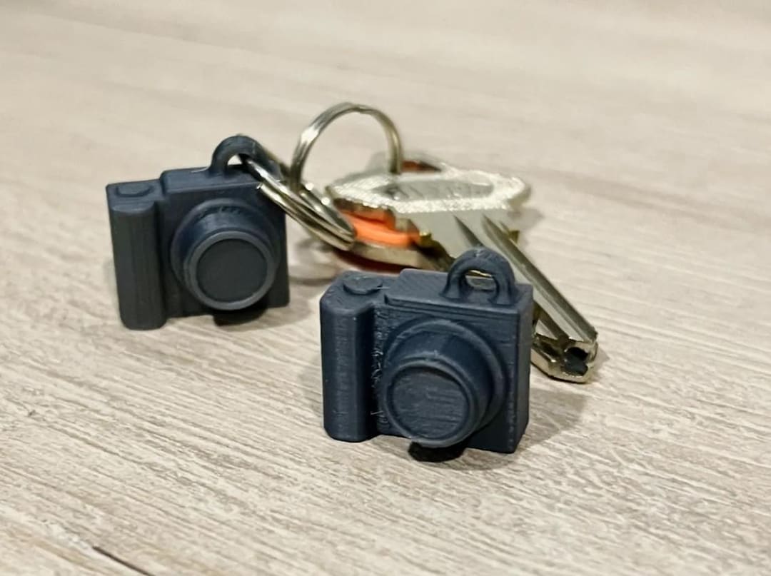 3D Printed Mini Camera Keychains: Photography-themed Gifts for ...