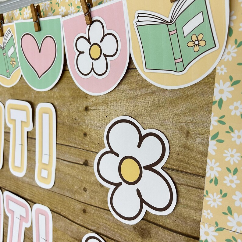 Library Bulletin Board, End of Year Book Return, Read It Love It Return ...