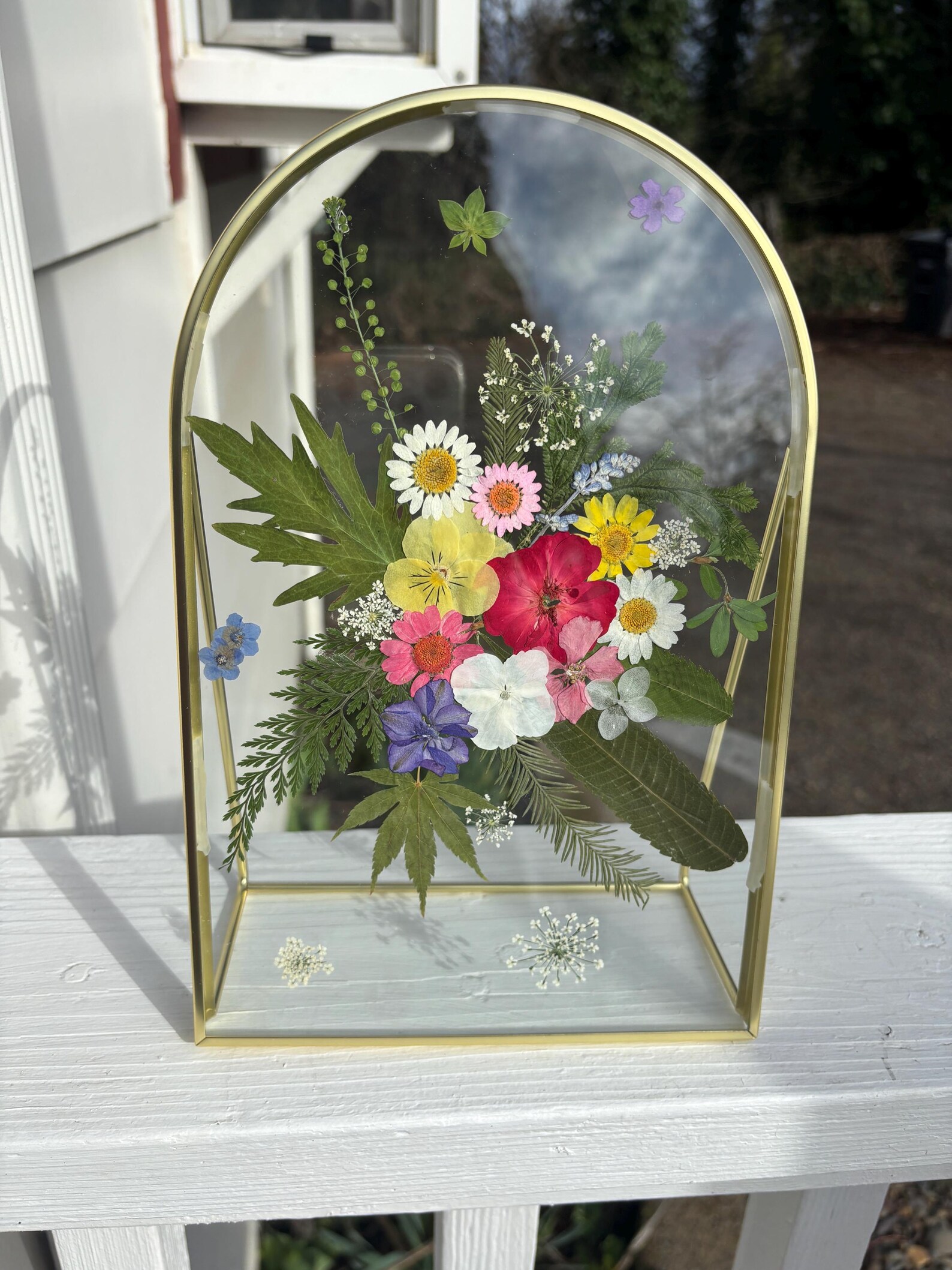 Pressed Flower Art Frame/ Flower Decor/ Suncatcher/ Floating Frame ...