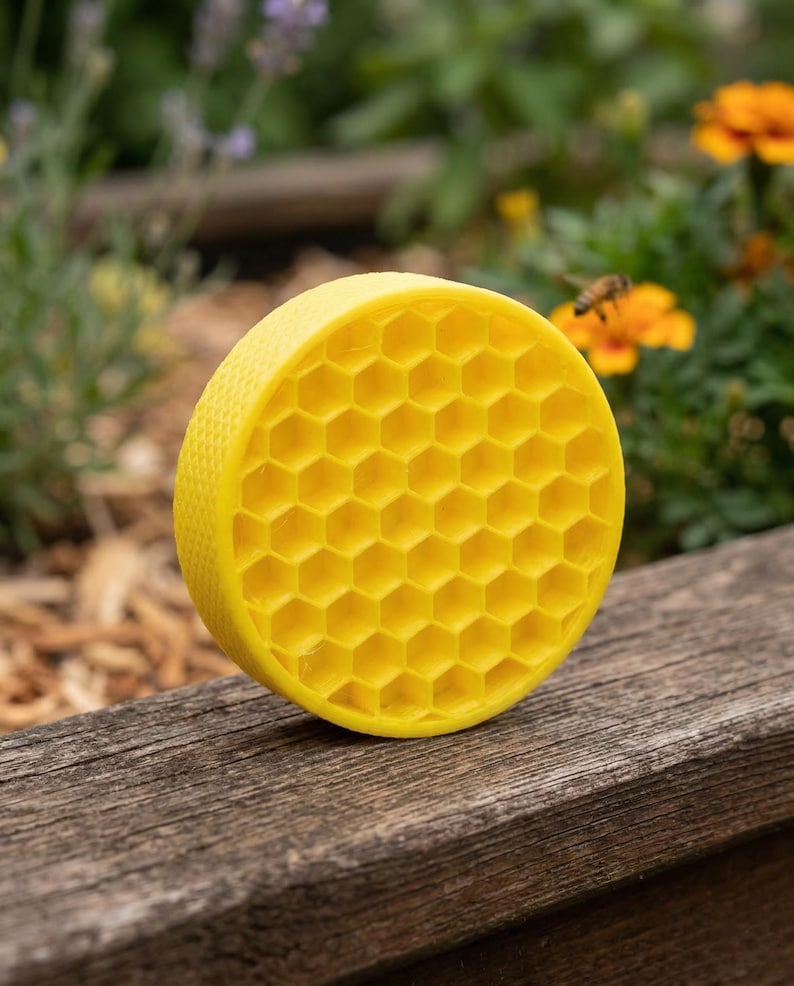 Bee Puck - Water Station and Feeder - Pollinator Insect Drinking Pad - Etsy