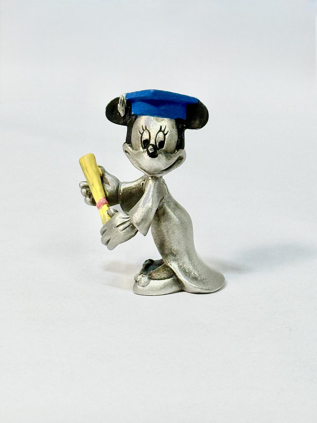 1986 Disney Minnie Mouse Graduation Figurine | Hudson Pewter ...