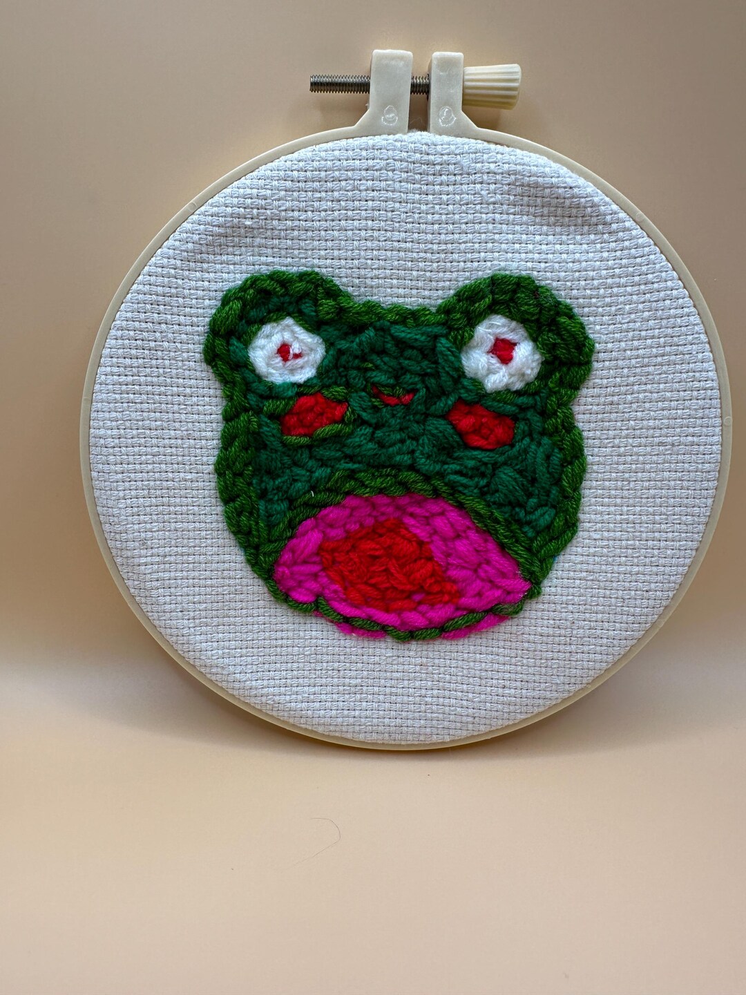 Mrs. Leapfrog: Embroidery Punch Needle Frog With Hoop - Etsy