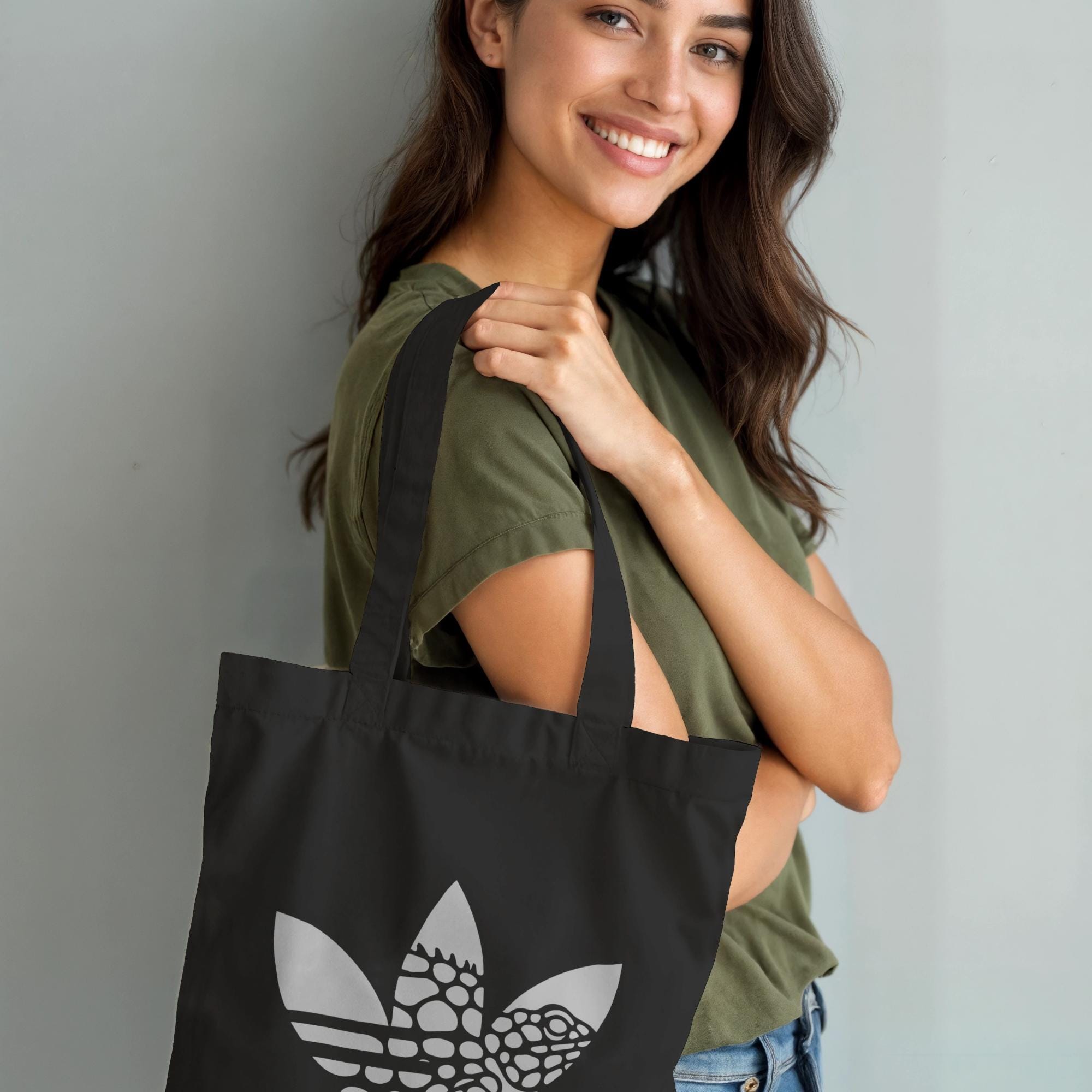 Bold Lizard Trefoil Vector Graphic Set (3 Files Included) - Etsy