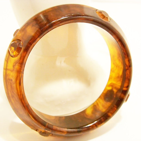 Prystal Bakelite - Etsy